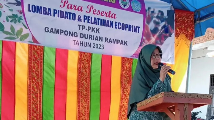 TP PKK Durian Rampak Susoh Gelar Pelatihan Ecoprint dan Lomba Pidato